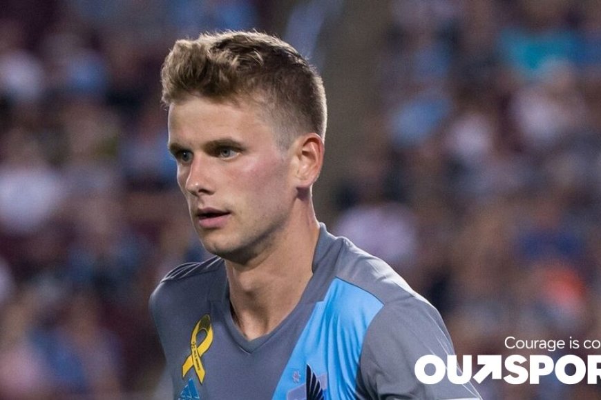 There are 4,592 rostered players in major men’s US pro sports right now ...