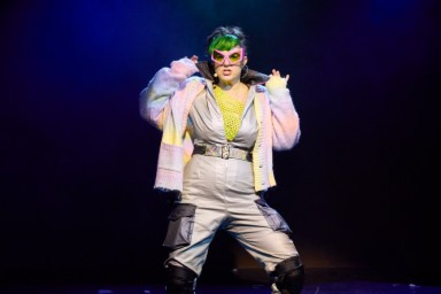 ‘B*tchcraft’ recounts the birth of a queer feminist indie rockstar ...